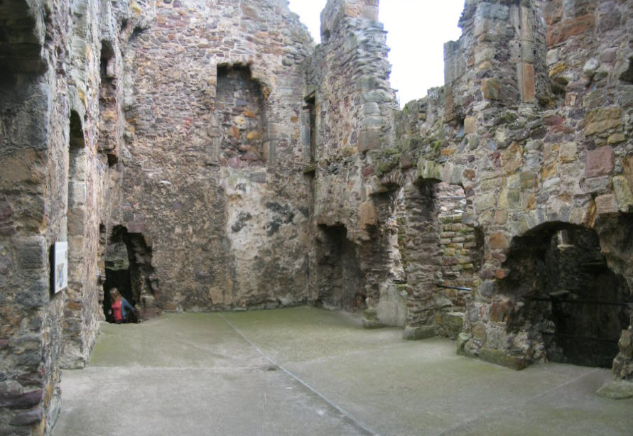 dirleton10 - Dirleton Castle - Locations - Film Edinburgh
