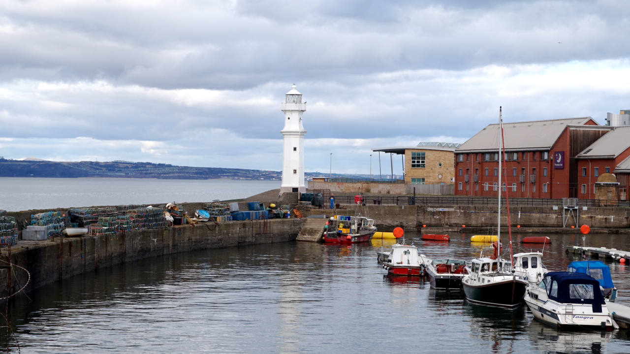 Newhaven Harbour - Locations - Film Edinburgh
