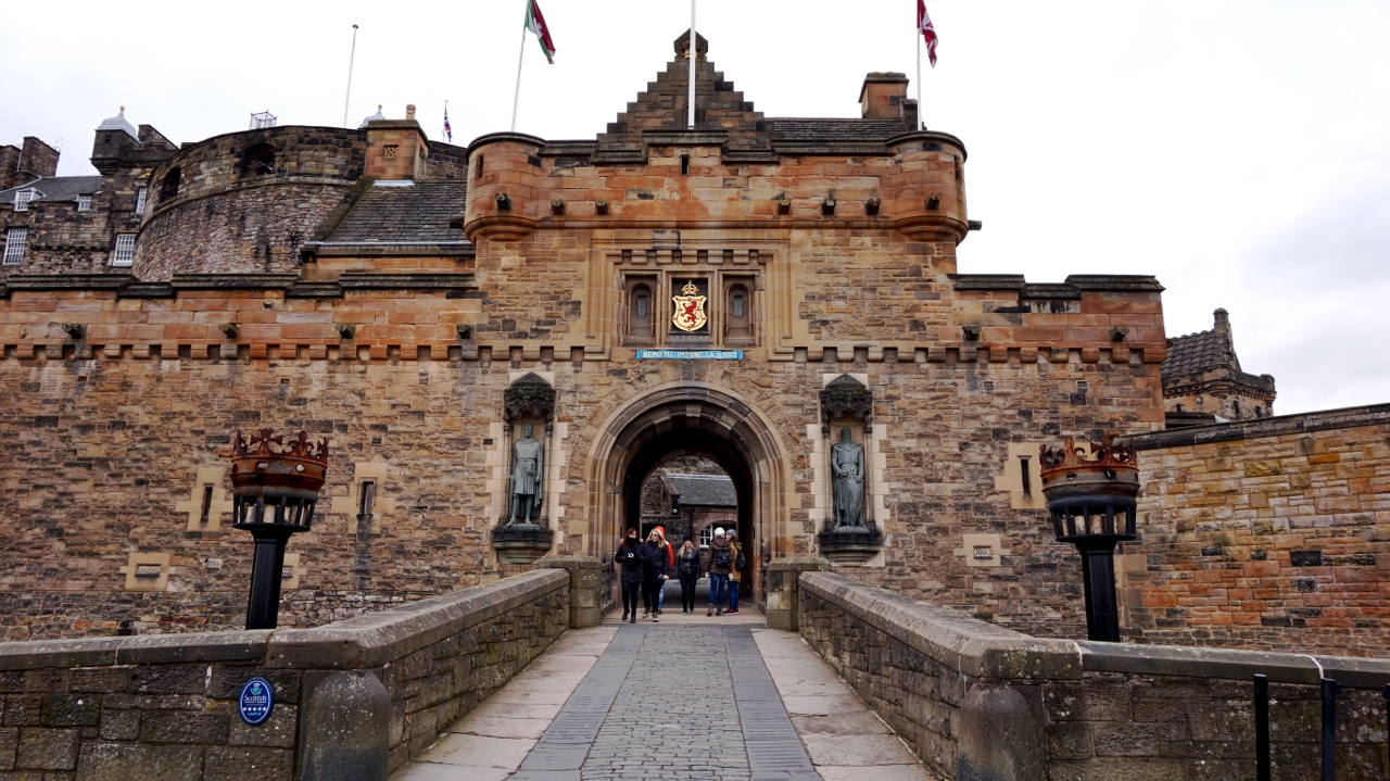 EdinburghCastle - 01 - Edinburgh Castle - Locations - Film Edinburgh